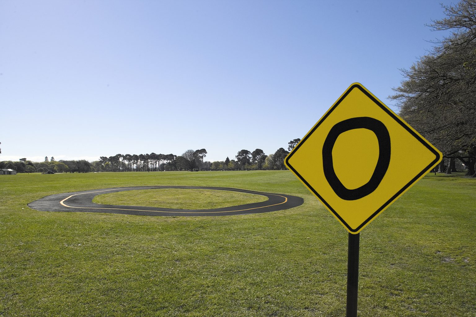 Encerclement - Michel de Broin